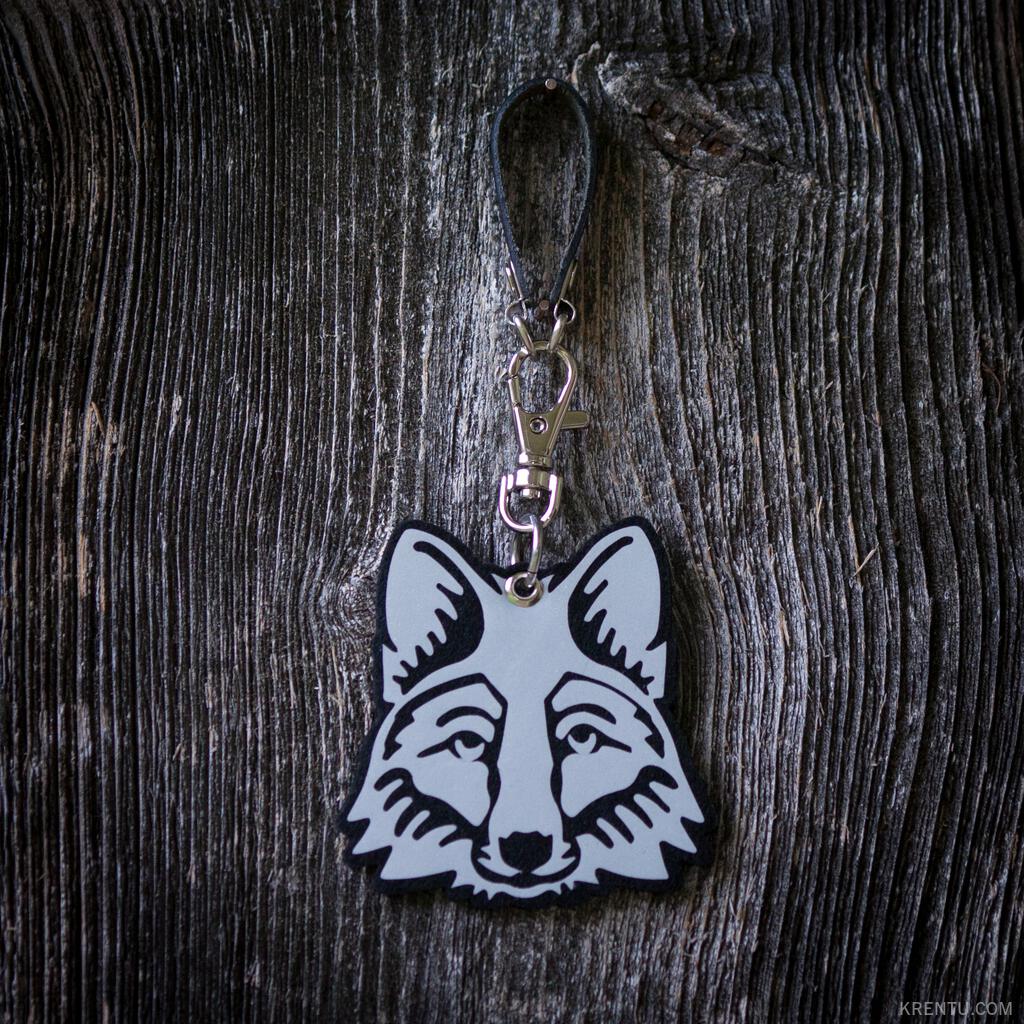 Rebane – Krentu Helkivad Ripatsid